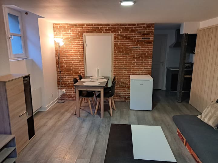 Appartement Centre-ville En Rez-de-chaussée - L'Aigle