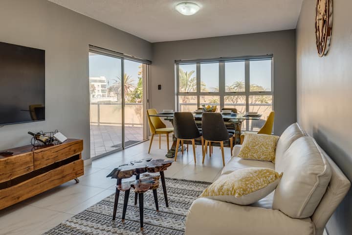 Beachfront Apartment - Port Elizabeth