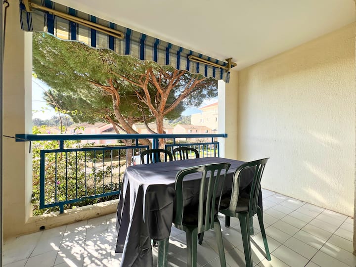 Domaine D'azur Piscine-4 Pers-balcon-clim-parking - Le Lavandou