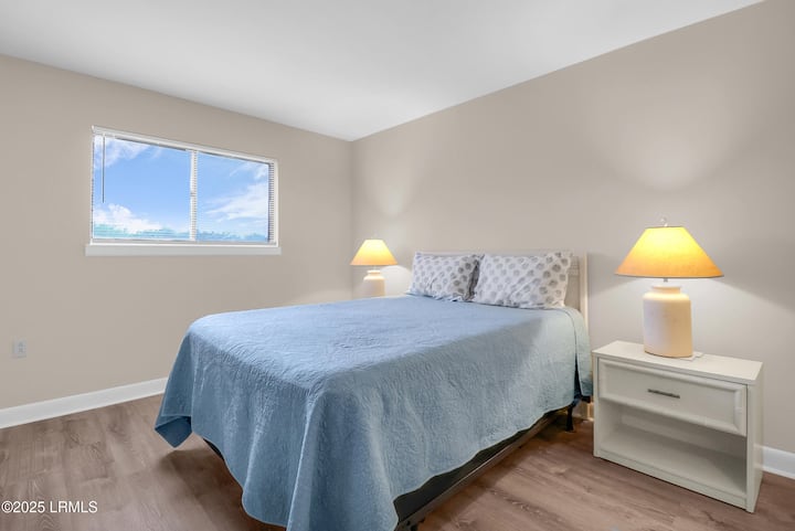 Near Beach | Pool | Hot Tub | Pool Table | Tennis - Singleton Beach, SC