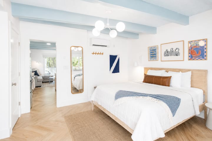 Sanibel Condo - Walk To Beach - Colony Inn 02 - Sanibel, FL