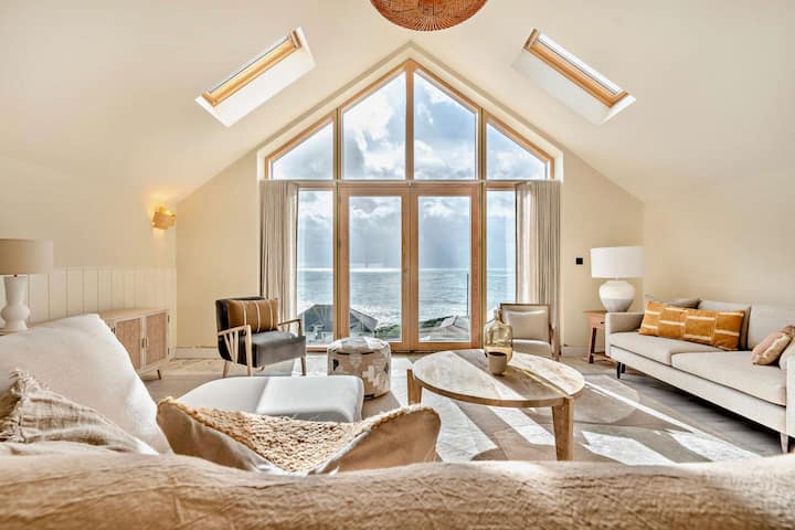 Maizys Cottage Luxury Home In Porthleven Sleeps 8 - Porthleven