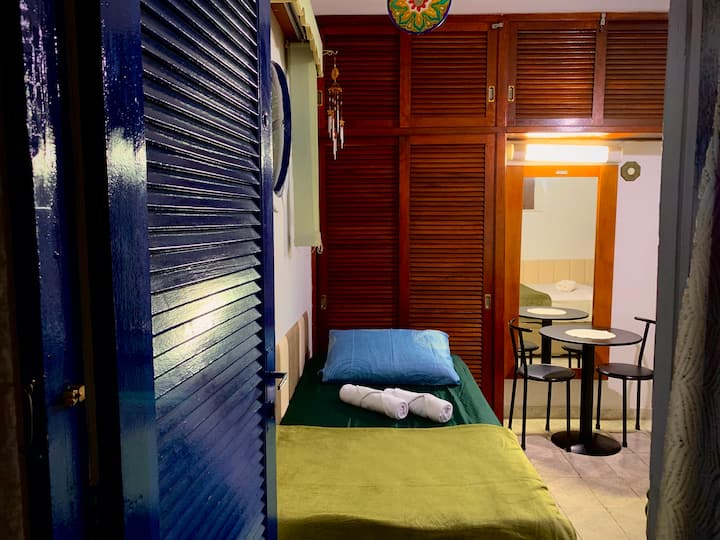 Bangalô Com Piscina E Salão De Jogos - Cabo Frio