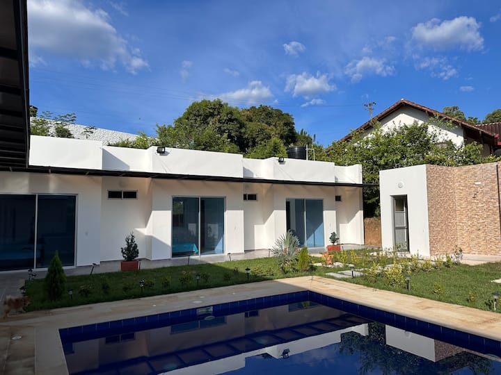 Casa Quinta Familiar Con Jacuzzi, Piscina Y Bbq - Carmen de Apicalá