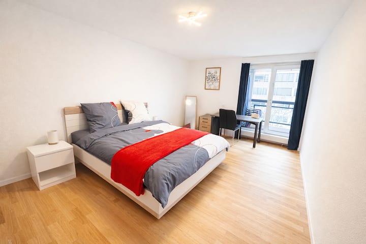 Premium 63 M², Emplacement Central, Parking & Bus - Kanton Zug