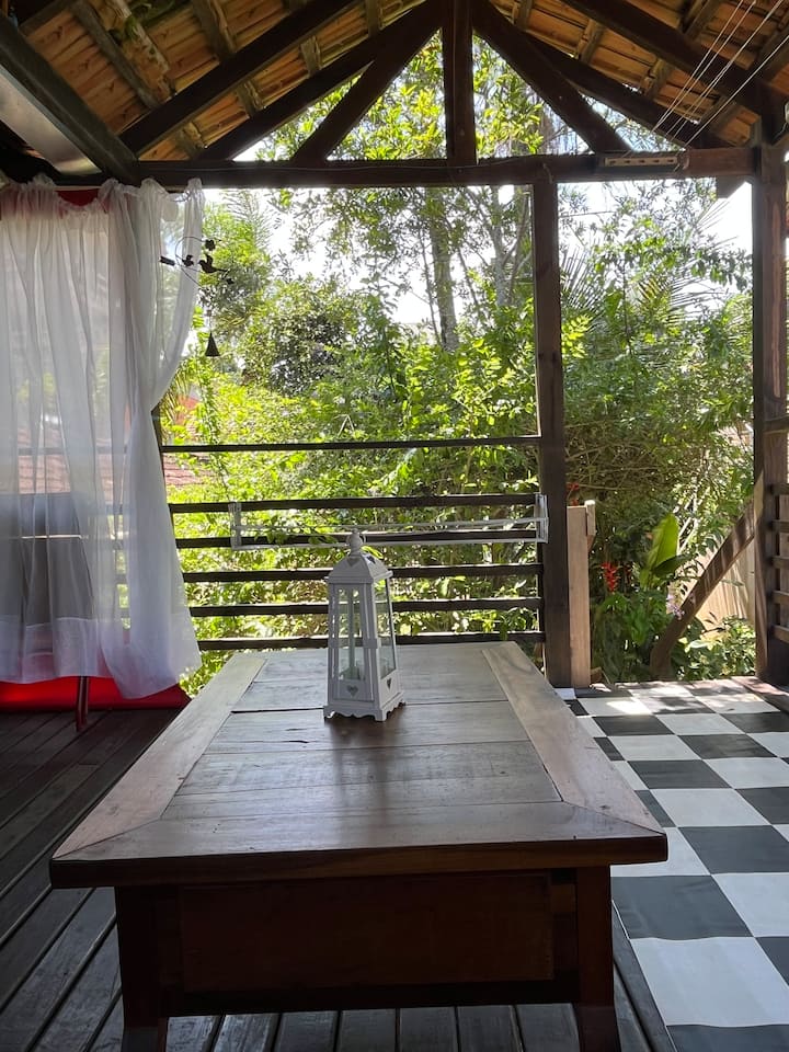 Chalé Varanda Verde - Natureza - Bombinhas