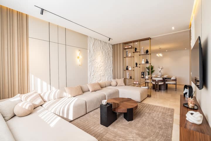 Prime 2br/2ba: Sleeps 7 + Free Parking & Big Table - Casablanca, Maroc