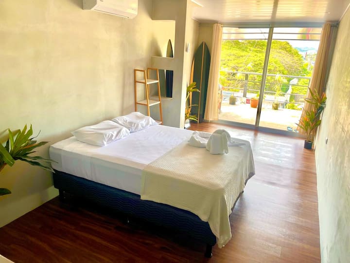 Best Location / Rooftop / Studio Suite - Jaco