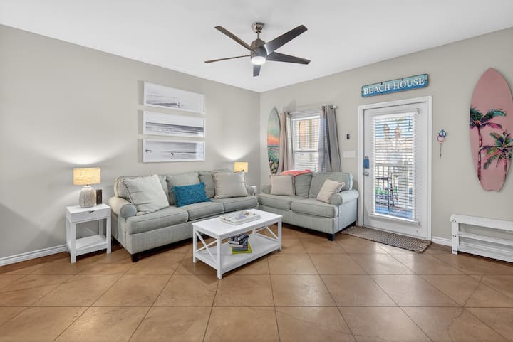 *Newlisting*welcome2thesurfshacksleeps4resortpool - North Padre Island, TX