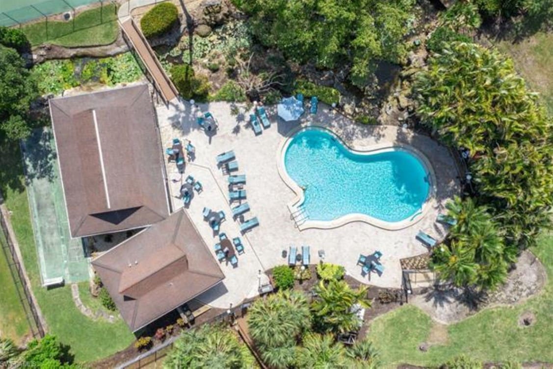 Modern Luxury, Tropical Paradise! Beach, Pool Golf - Flats for Rent in ...