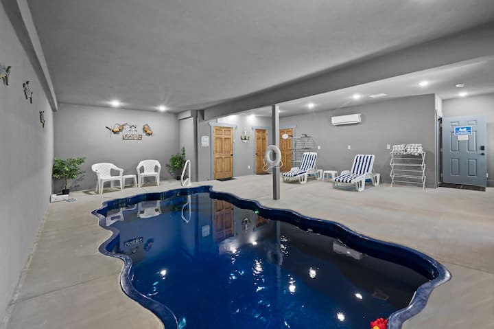 Splashing Into Heaven: Your Indoor Pool Mtn Oasis - Wears Valley, TN