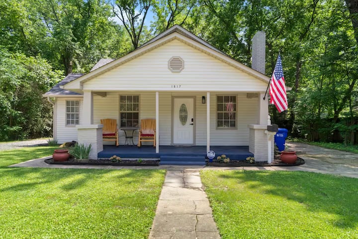 The Emerald Escape - Conway, AR