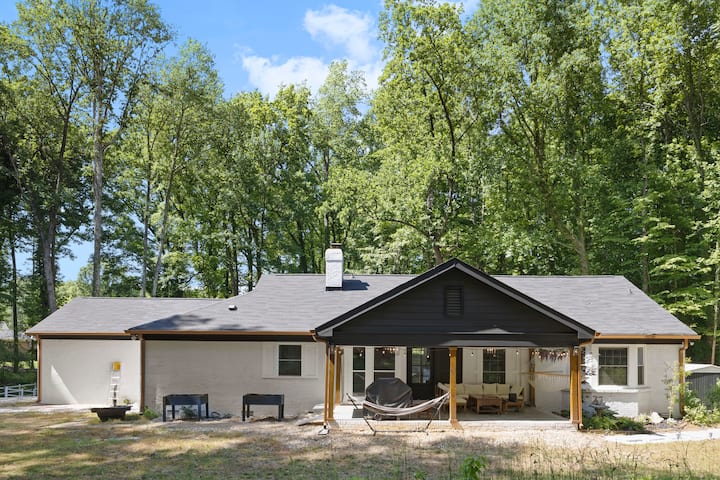 Modern 5br Retreat | Game Room | 13 Min To Uptown - Harrisburg, NC