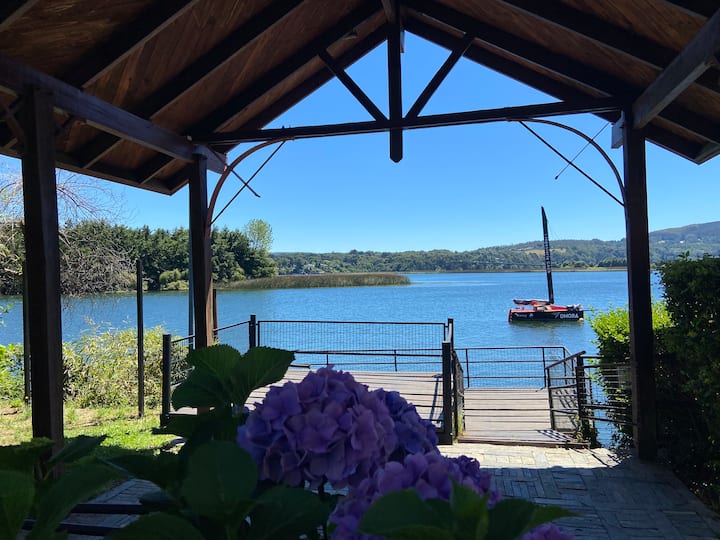 Departamento Con Orilla De Río - Valdivia