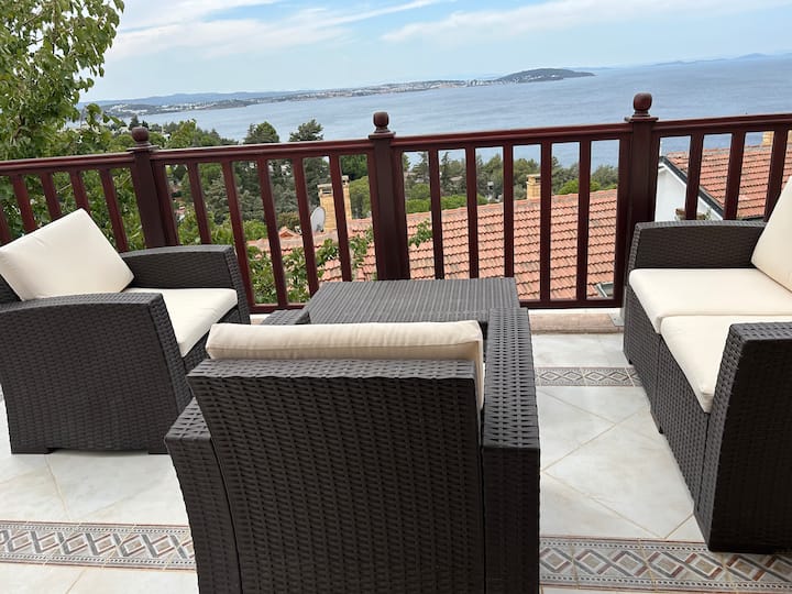 Site Içinde öNde Deniz Manzaralı Ergonomik Villa - Edremit