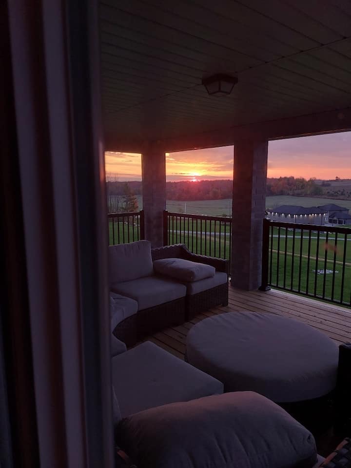 Calm Horizons Estate Unit - 이니스필