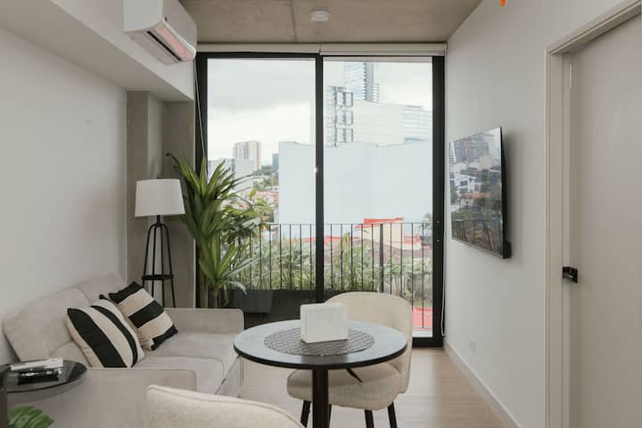 Allan Great Space At Babylon - San José