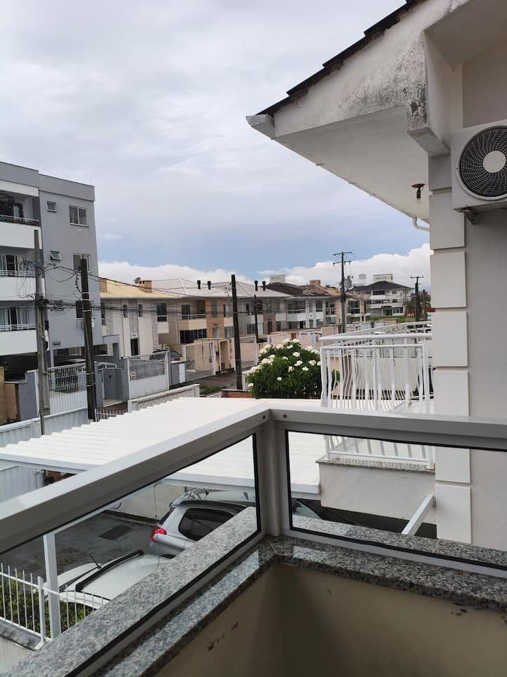 Apartamento Prático E Bem Localizado–nova Palhoça - Palhoça
