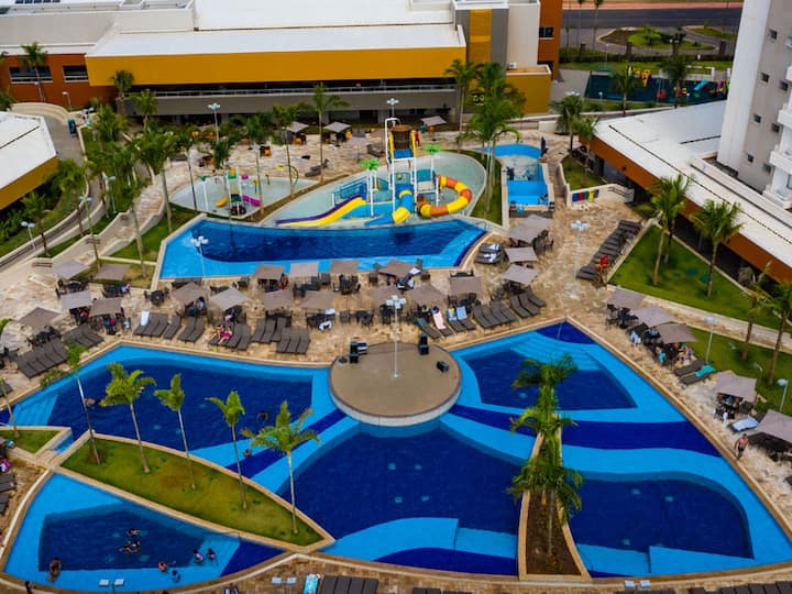 Resort Em Olímpia Perto Do Parque, 9 Piscinas - Olímpia