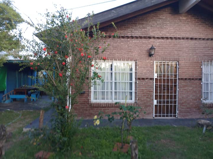 Casa Quinta 3 Habitaciones Mas Entrepiso - Santa Teresita