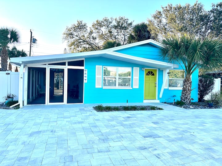 Cozy Home - Close To Beaches - South Pasadena, FL