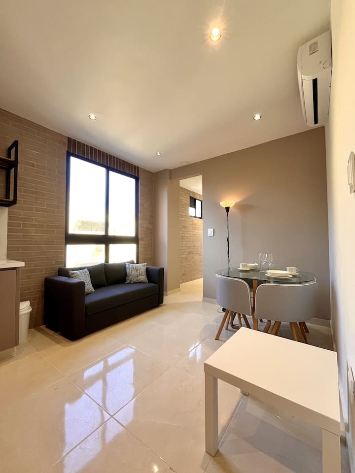 Wifi/ 2a/c / Agua Caliente/ Balcón/ Parking Y Más - Barranquilla