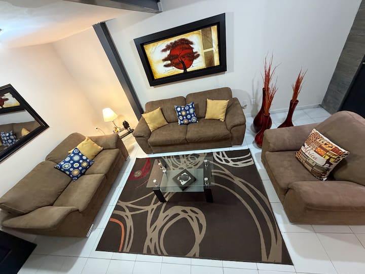 Departamento Moderno Planta Baja / Ubicación Ideal - San Luis Potosí