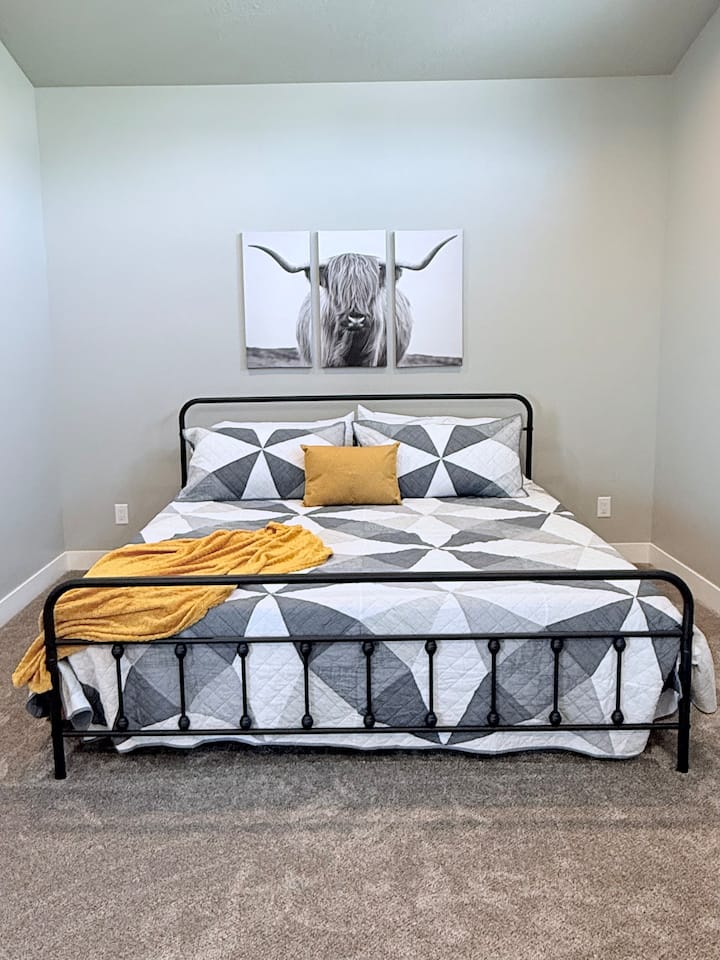 Twin Retreats: Bear Lake & Ski Adventure - Bear Lake State Park, St Charles