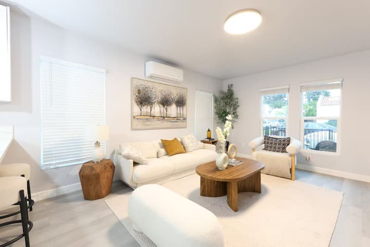 Altadena Modern Home - Altadena, CA