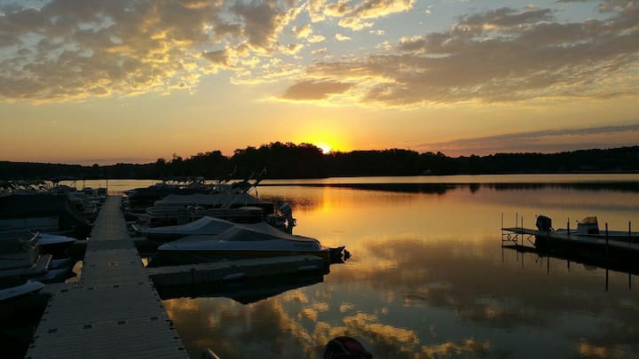 Gorgeous House On Lake Pocotopaug - East Hampton, CT