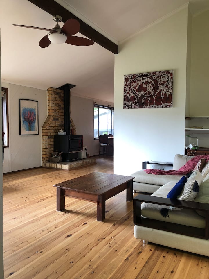 House By The Sea - Stanwell Tops