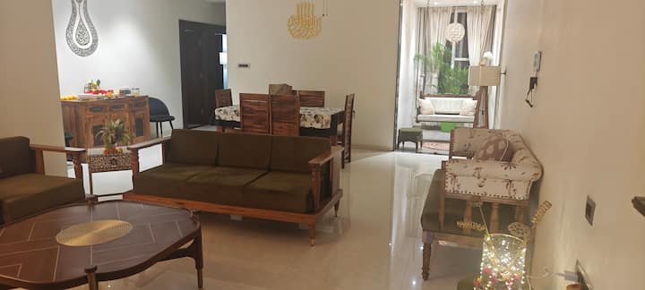 Elegant Peaceful & Sparkling Clean New Apartment - Raipur