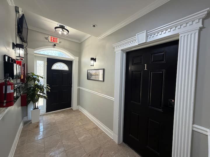 Charming Apartment In Downtown Free Parking - Kennett Square, PA