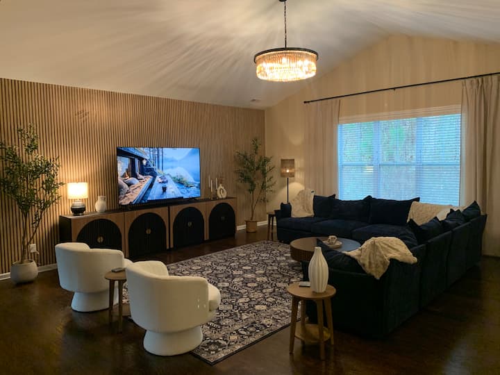 Spacious Home Perfect For The Entire Family - Wilmington, NC