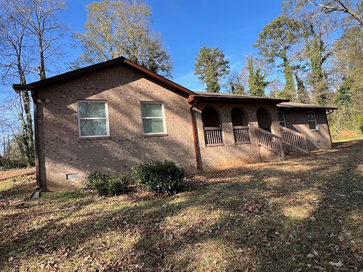 Quiet East Atlanta Retreat - Stockbridge, GA