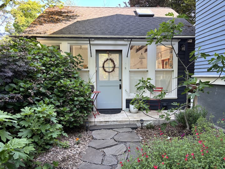 Peaceful Garden Chalet In Laurelhurst - Marshall Park - Portland