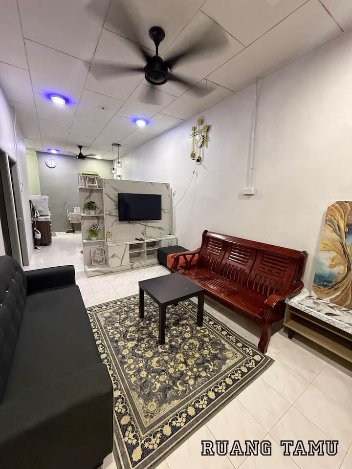 Amr Homestay - Gurun