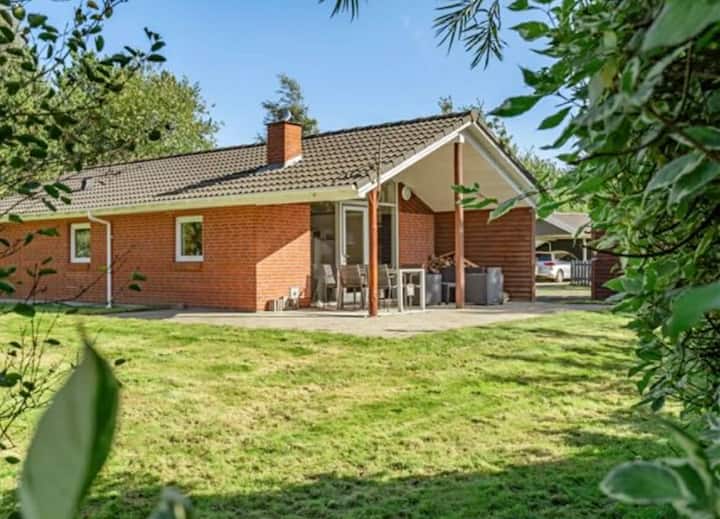 Hyggeligt Sommerhus - Oksbøl