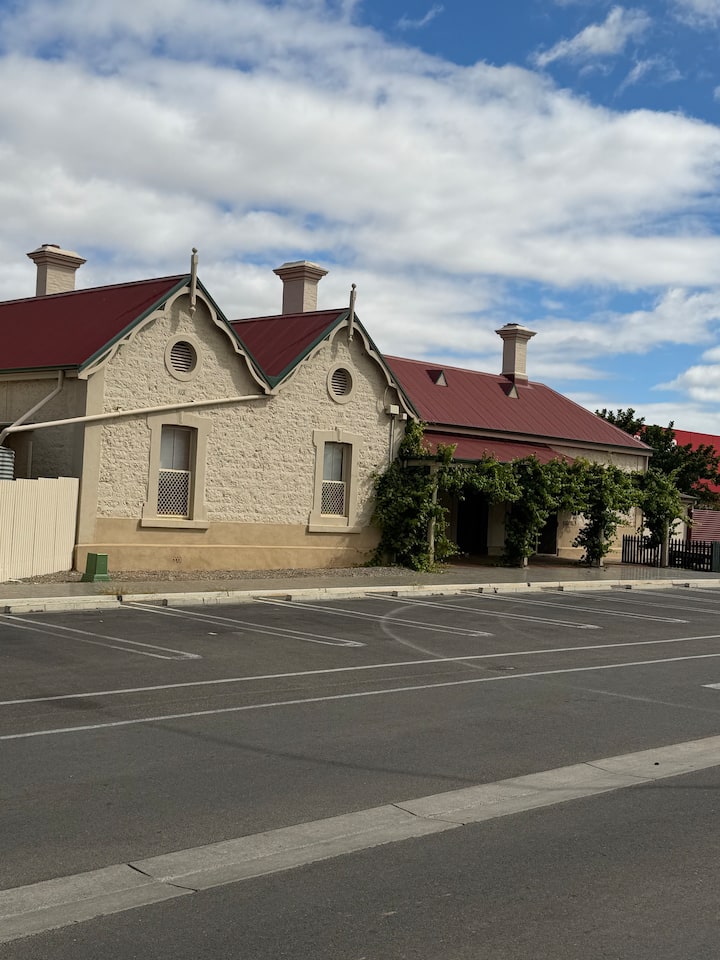 Tradies Lodge - Kadina
