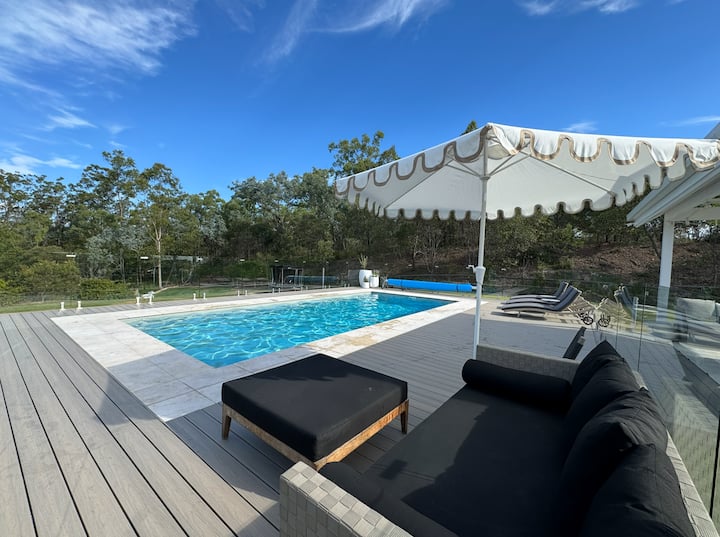 Private Caravan With Resort Style Pool Access - Ipswich