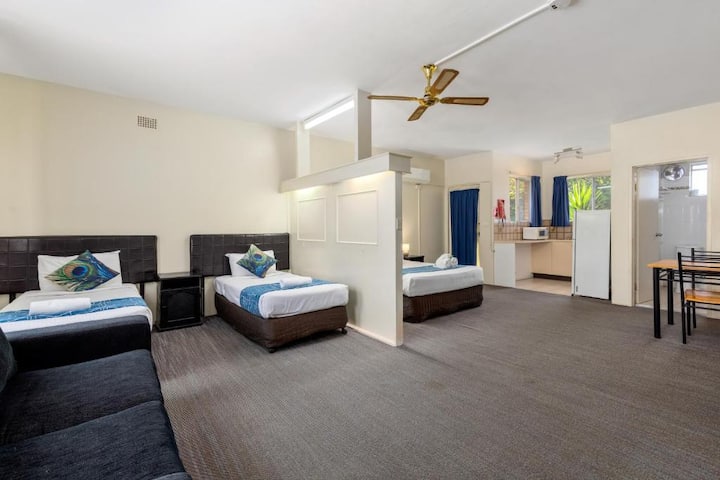 Sanctuary Resort; Superior Family Suite W/ Kitchen - Coffs Harbour