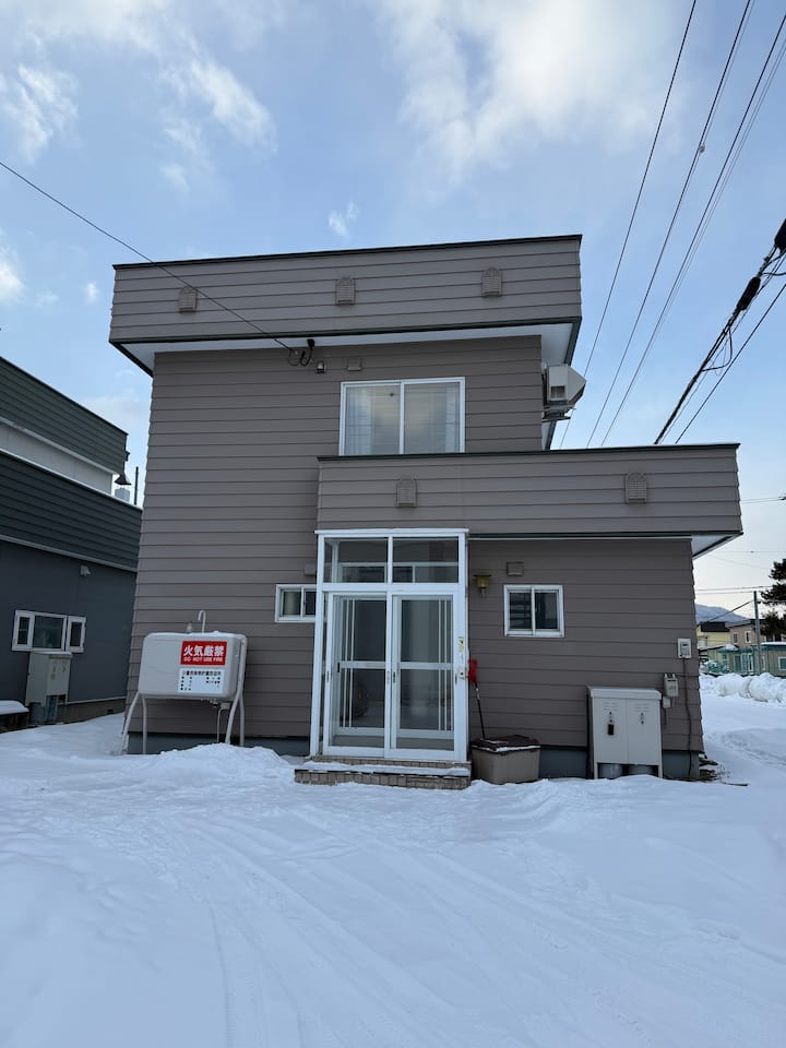 F Hotel - 후라노시