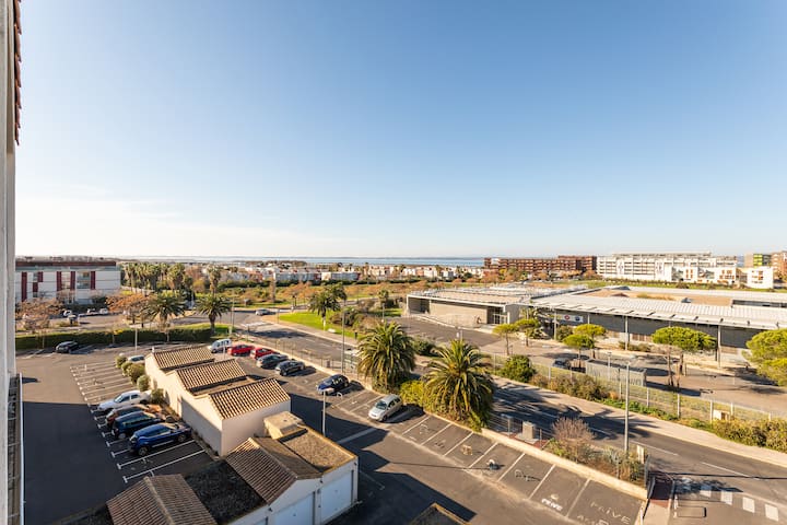Studio Cabine + Mezzanine Aux Quilles à Sète - Sète