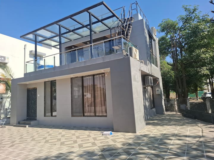 Yansh Villa Presence Of Peace, Nature, Greenery. - Chikhli