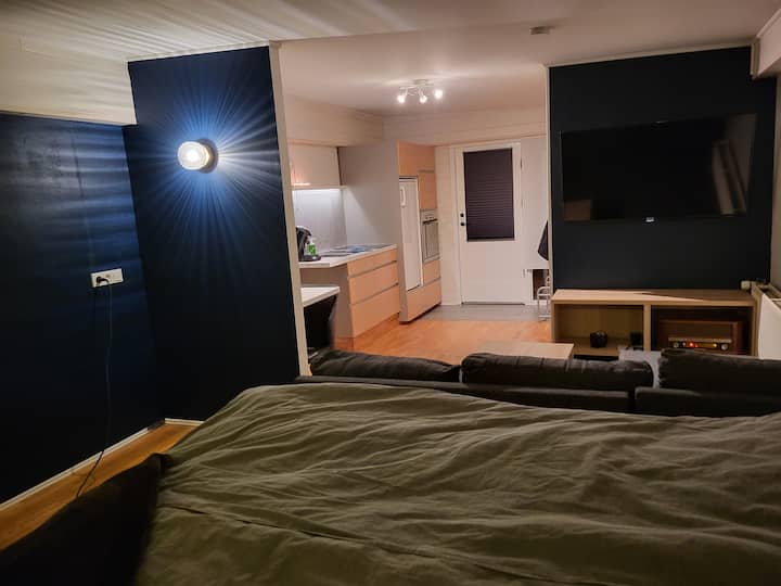 B4 Guest House - Reykjavík Keflavík Airport (KEF)