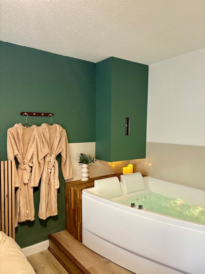 Studio Détente Avec Spa Balneo - Nîmes