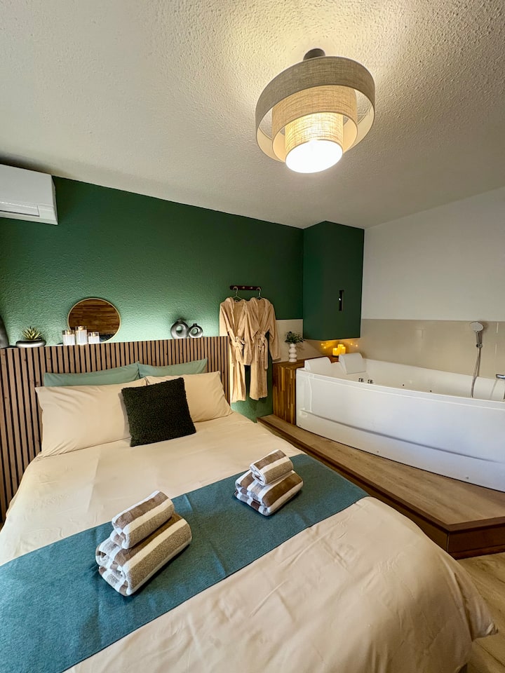 Studio Détente Avec Spa Balneo - Nîmes