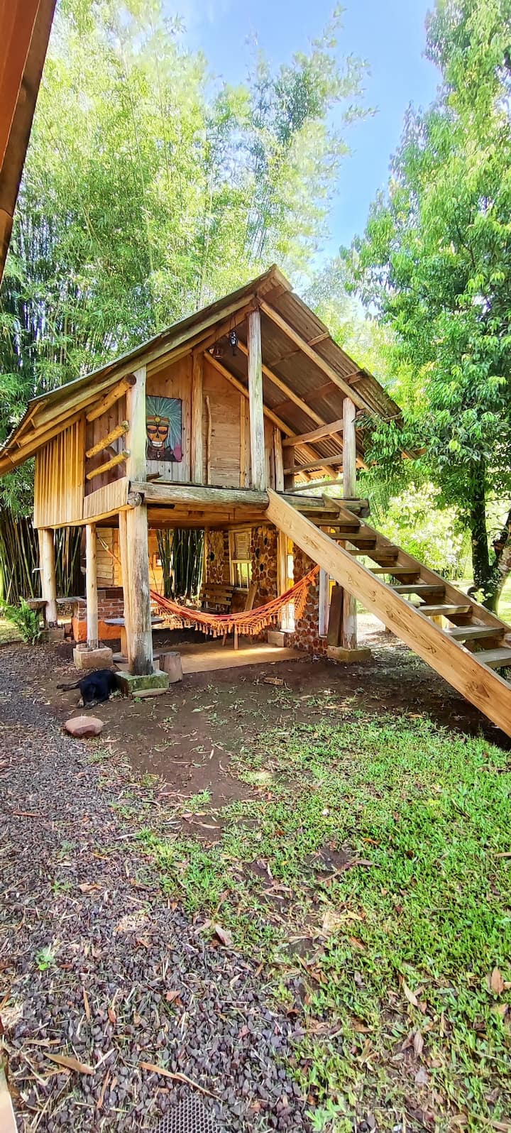 “Cabana Zuvuya · Simplicidade E Natureza” - Maquiné