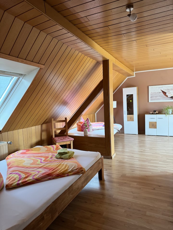 Eine Kleine Gemütliche Dachgeschosswohnung - Gräfenhainichen