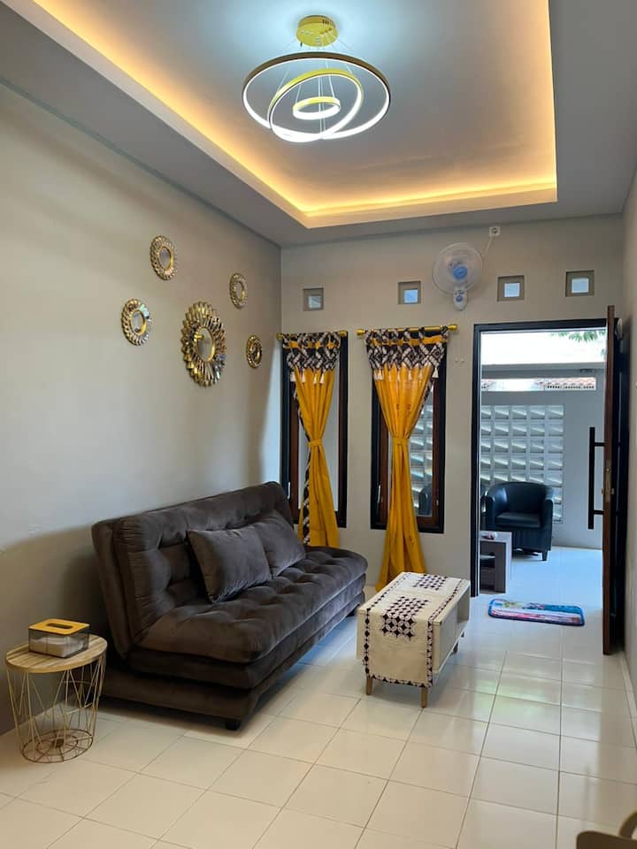 Abd Home Blitar At Blitar City
Rumah Minimalis - Blitar